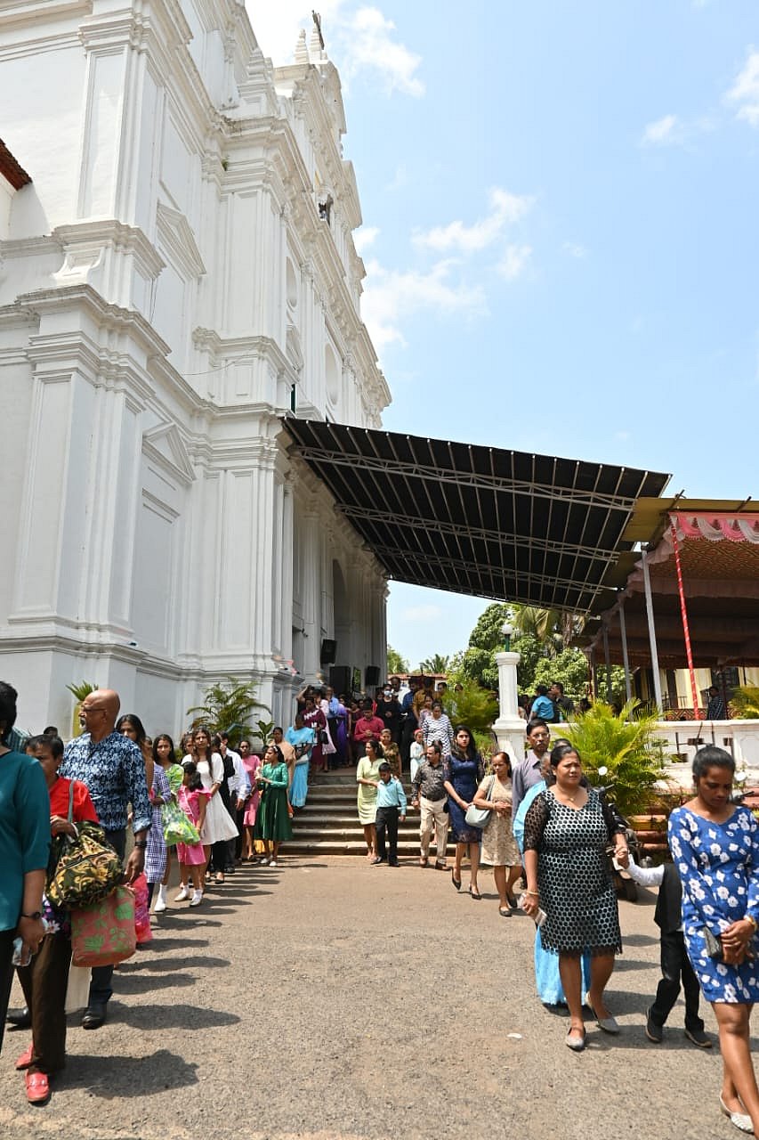 Check out the celebrations of the famous Holy Spirit feast in Margao ...