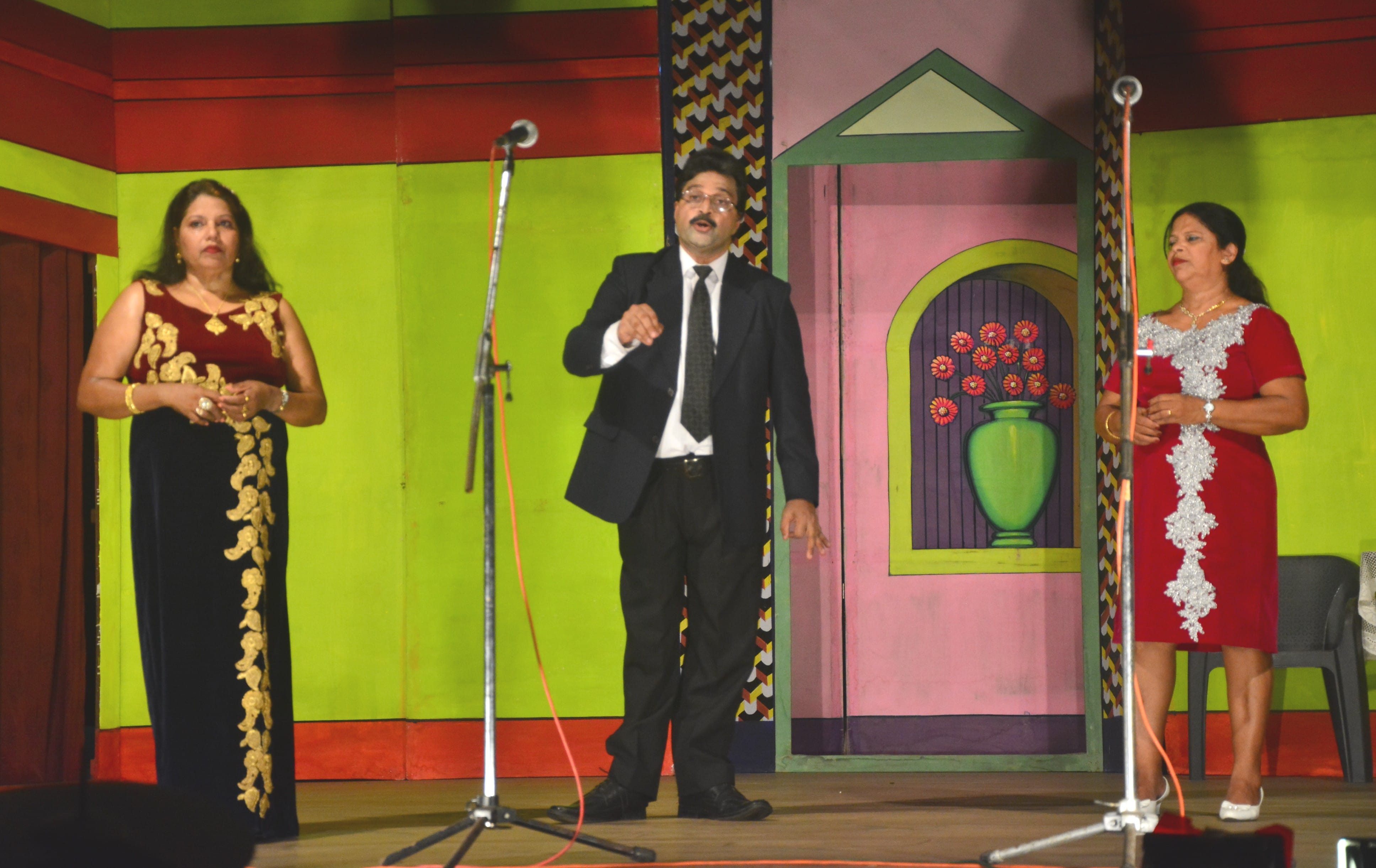 Goa tiatr review: Tiatr ‘Mummy-cho Boy Daddy-chem Girl’