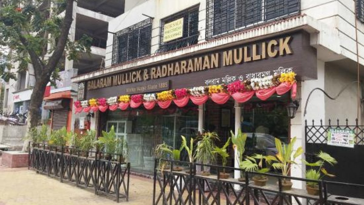 A Homegrown Guide To Kolkata's Best Rasgulla Shops