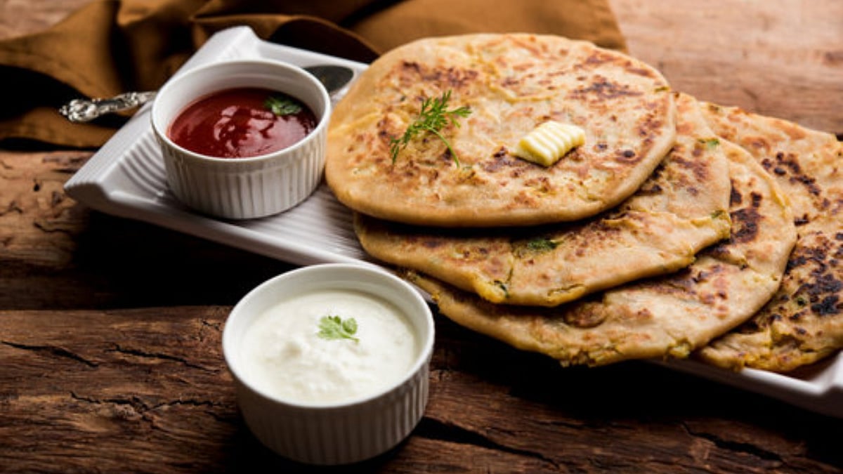 Satiate Your Hunger With The Most Delicious Parathas From These Shops ...