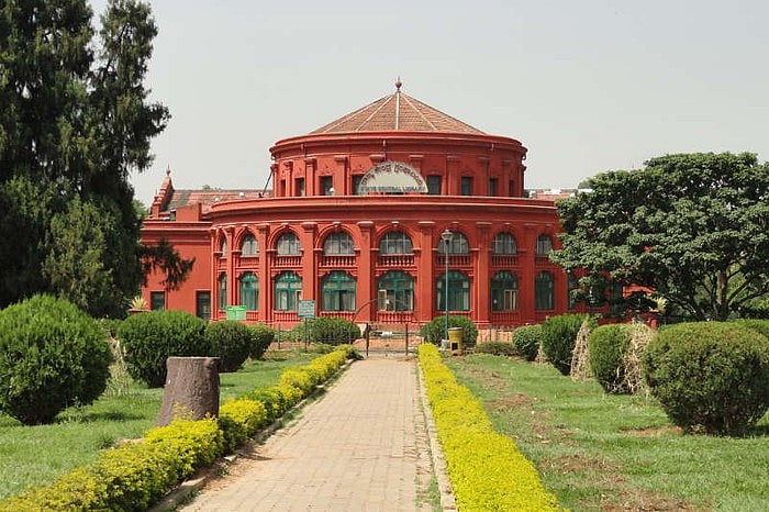 A Guide To 20 Of India's Most Unique Libraries For Every Kind Of Book-Lover