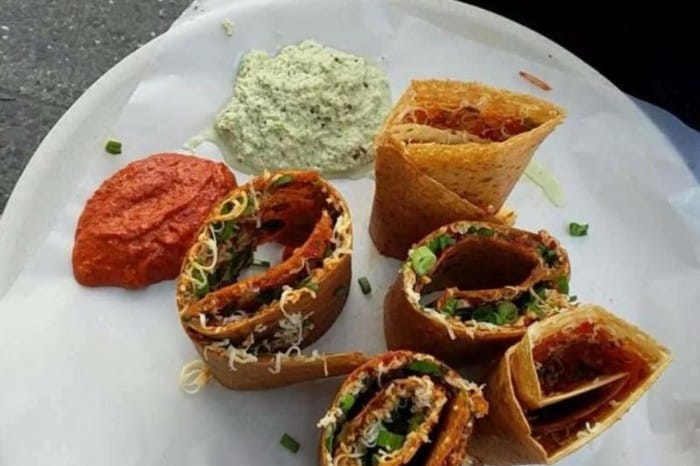 Check Out These Mumbai Dosas Filled With Everything From Pizza Toppings ...