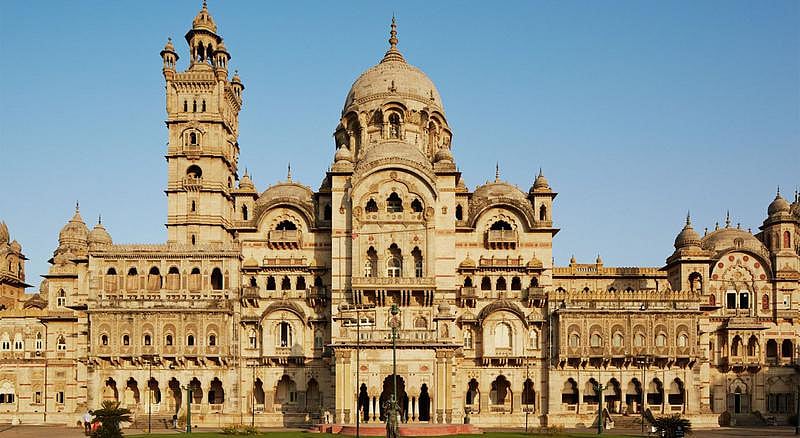 Laxmi Vilas Palace of Baroda is the biggest private property In India ...