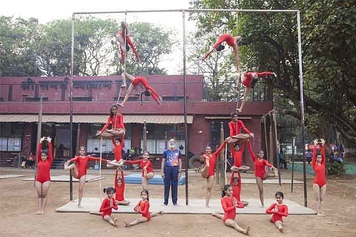 Meet The 65-Year-Old Mallakhamb Coach From Mumbai