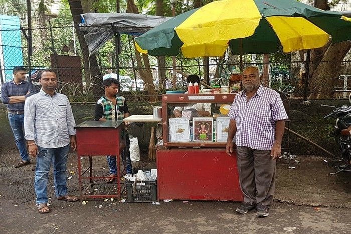 Raju’s Iconic Samosa Sandwich - A Mumbai Street Food Favourite
