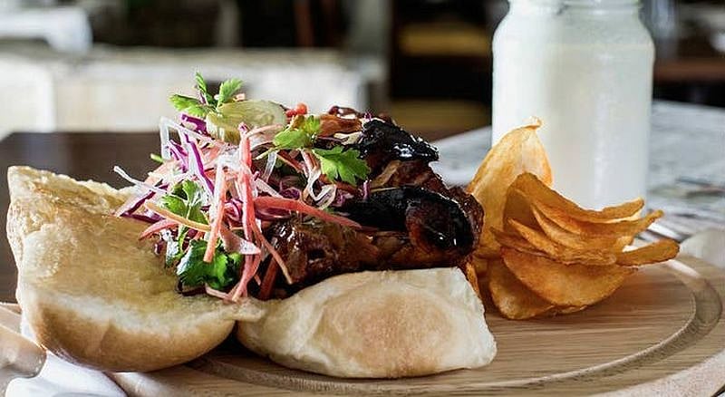 Mumbai's 15 Most Delicious Dishes That Come Stuffed Inside Pav