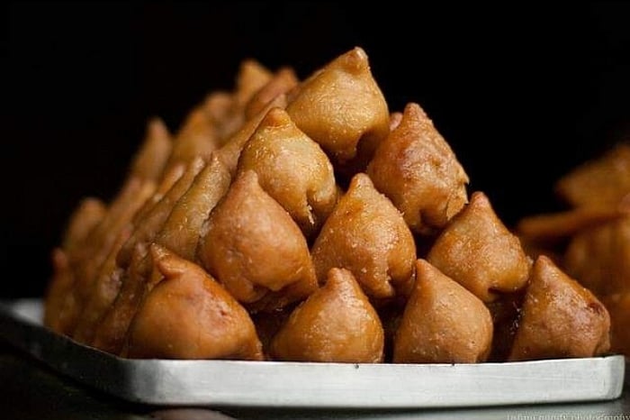 India’s Most Unique Samosas From Delhi, Ahmedabad And Kolkata
