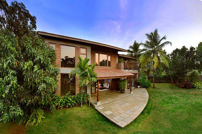 Organic Architecture Comes Alive At This Alibaug ‘Mango House’