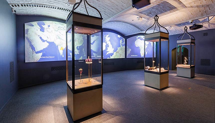 Koh-i-Noor goes on display at new Tower of London Jewel House exhibition