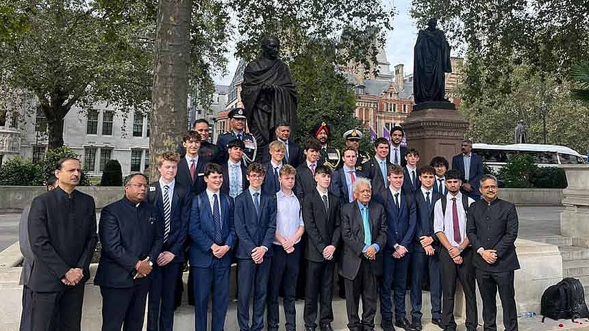 Bapu's legacy extends far beyond boundaries of India: Tributes mark ...