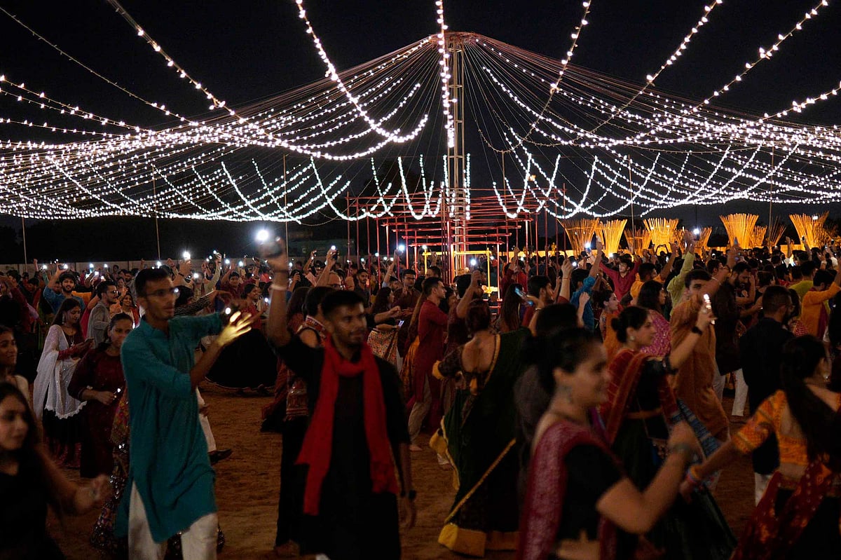 Mandli in Ahmedabad: Rediscovering the legacy of Sheri-style Garba with ...