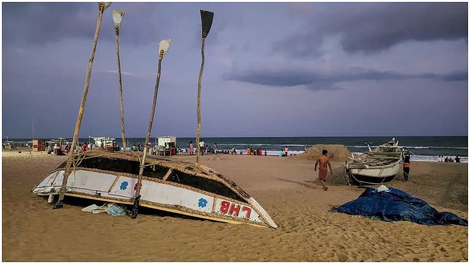 Goa weather forecast: Thunderstorm, gusty winds & rainfall to continue ...