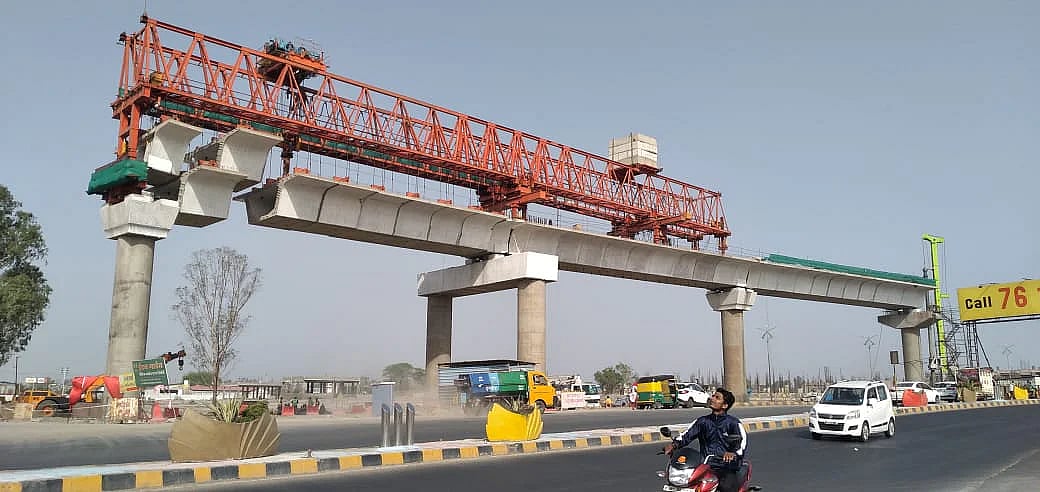 Indore Metro Line-3 work paces up with the installation of launchers ...