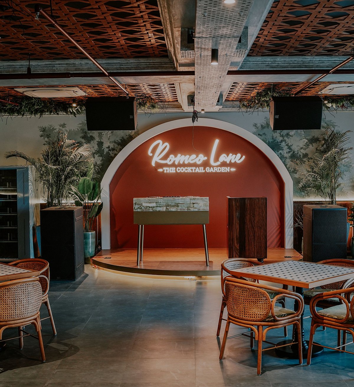 In pics |Fall in love with lit cocktails at Lucknow's newest Garden of ...