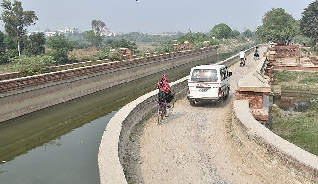 How's it possible? Century old Kanpur bridge built without concrete or ...