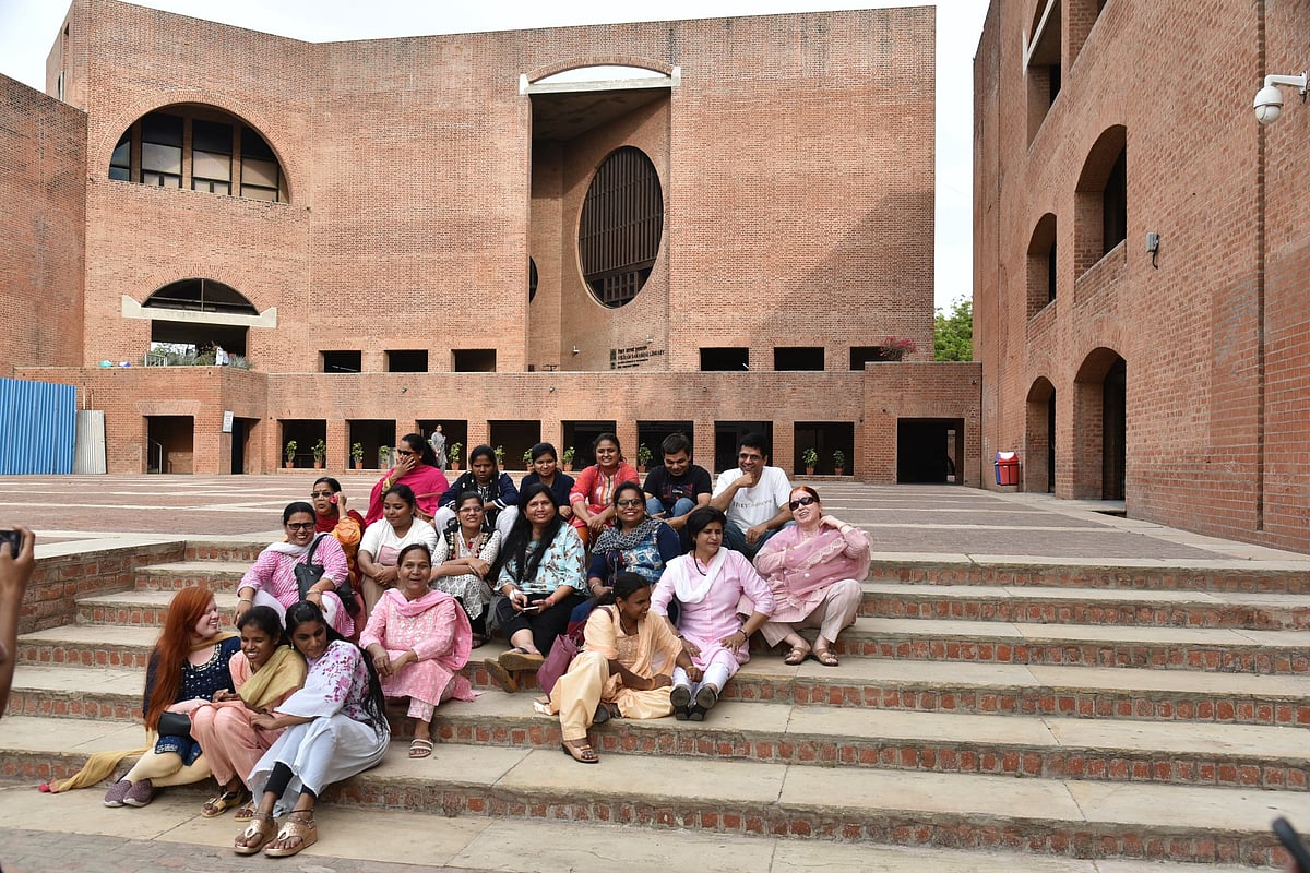 IIM Ahmedabad launches leadership program for visually challenged women ...