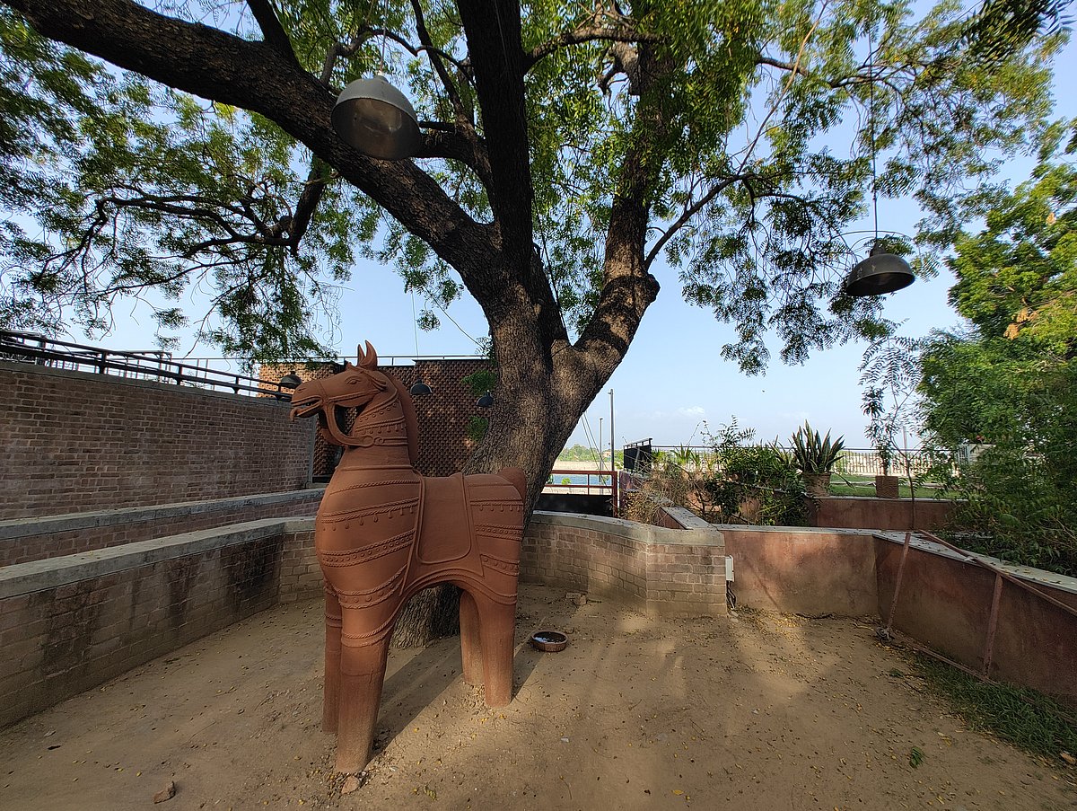 Natarani Amphitheater in Ahmedabad: Redefining sustainable architecture ...