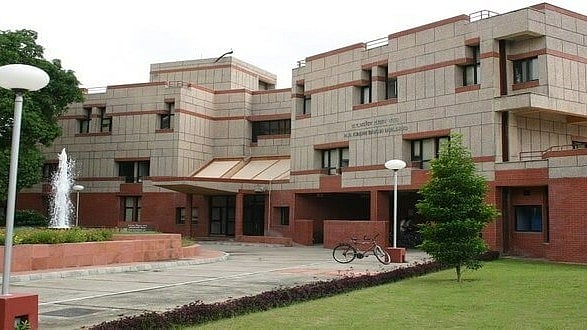 IIT Kanpur's Materials Science and Engineering Dept is inviting ...