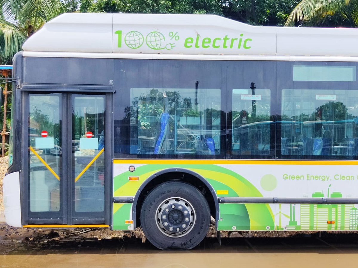 UPSRTC to introduce 250 electric buses for inter-city commute