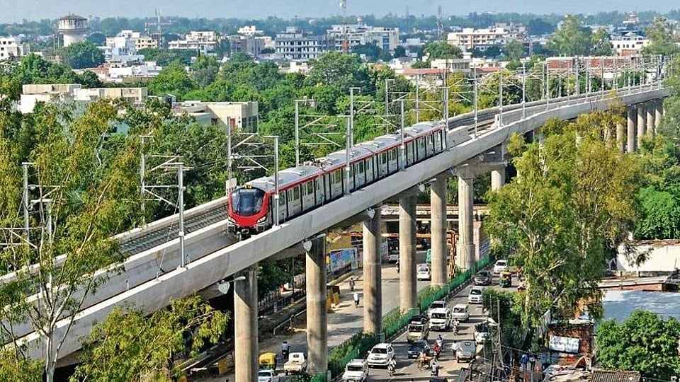 New 'Smart City Control Room' aims to turn Lucknow into a better city ...