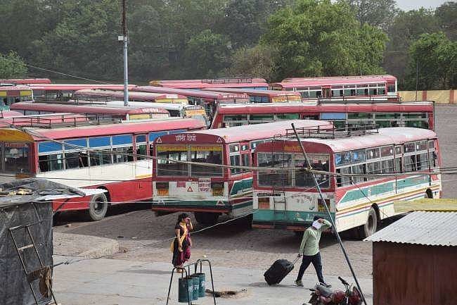lucknow bus stand