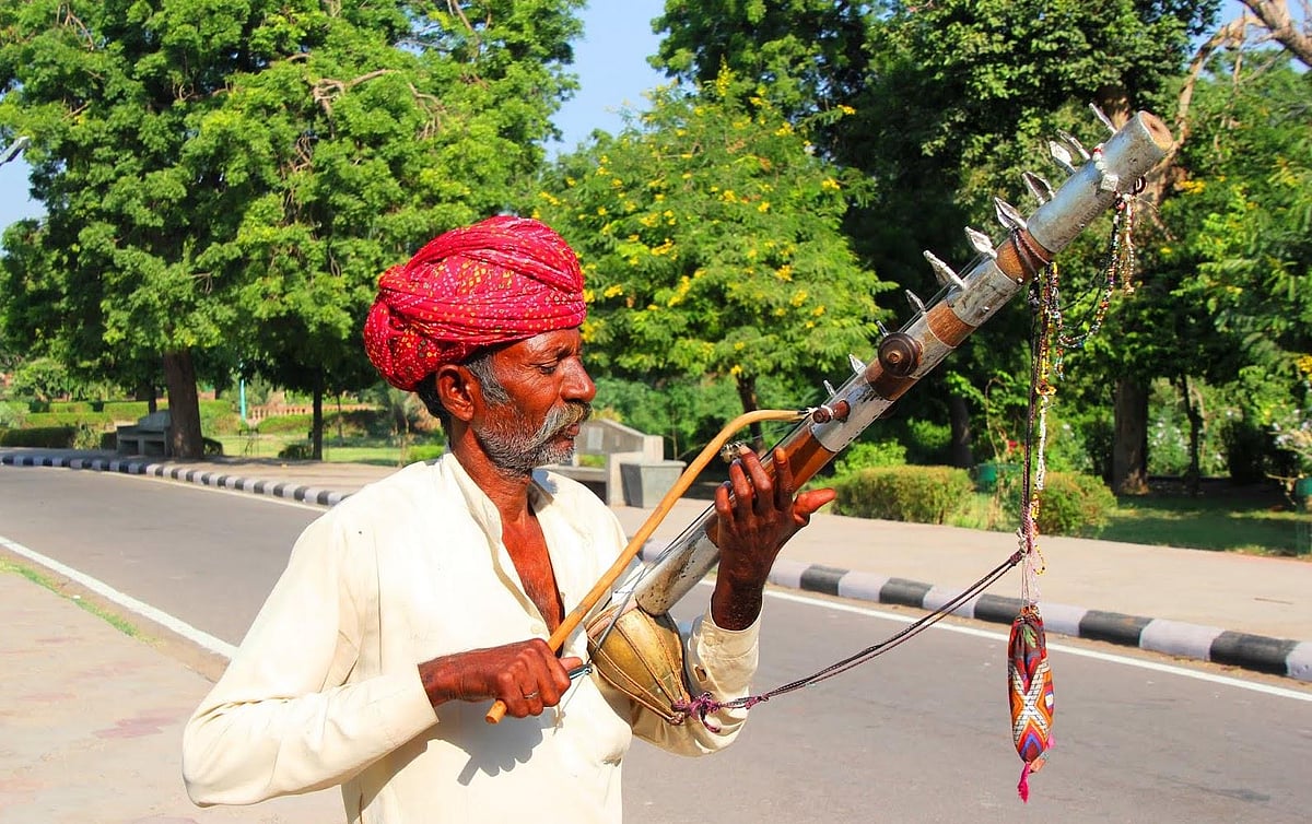THIS 'demonic' instrument livens up Jaipur lanes & other old Rajasthani ...