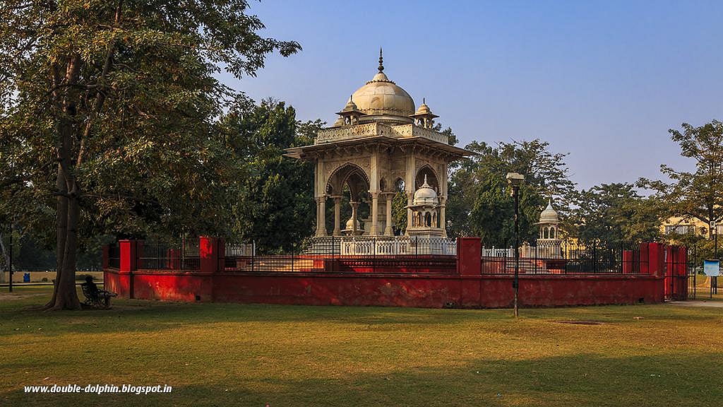 Hidden in Begum Hazrat Mahal Park, Lucknow's Victoria Memorial resounds ...