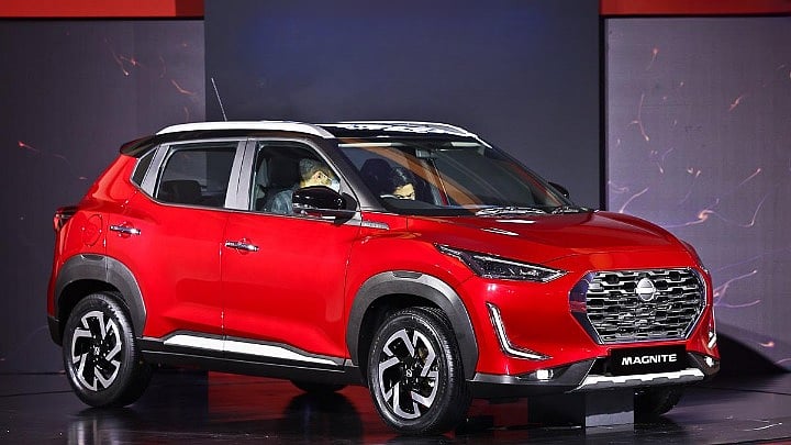 nissan magnite CNG 3 years warranty eco friendly