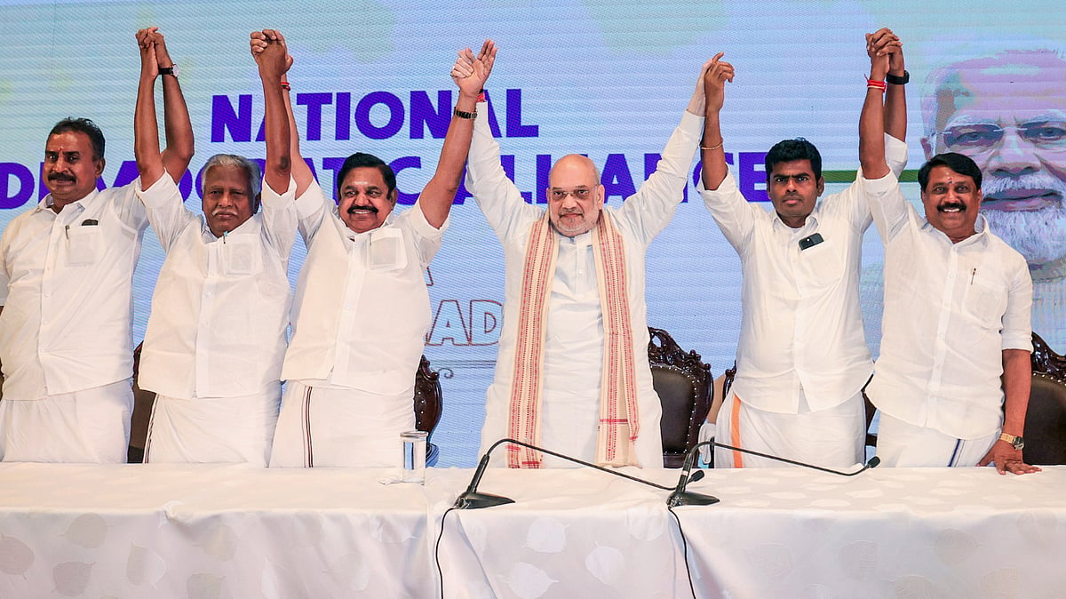 PM’s January Visit: admk Ordered to Share Stage