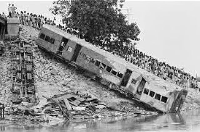 The train that was involved in the 1964 Dhanushkodi cyclone accident ...