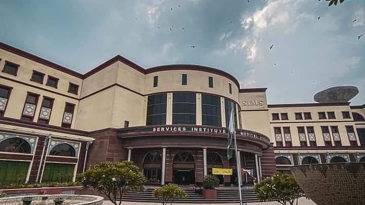 Services Institute of Medical Sciences (SIMS), Lahore , Pakistan