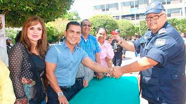 Detienen a Felipe Flores, pieza clave en la desaparición de los 43 ...