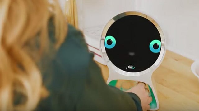 Video: “Pillo” el robot enfermero que cuida tu salud