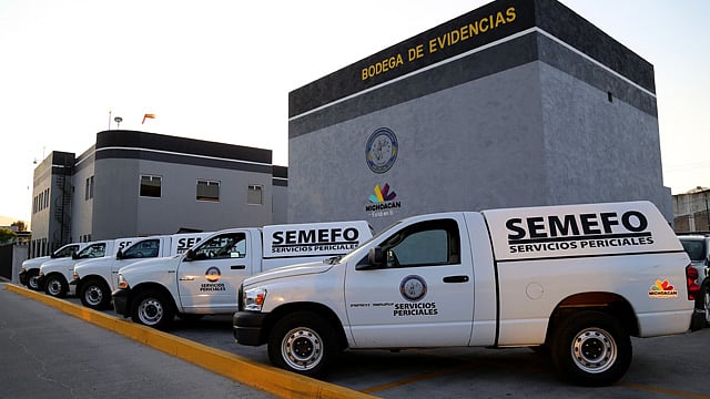 Entregan unidades de Servicio Médico Forense a fiscalías regionales