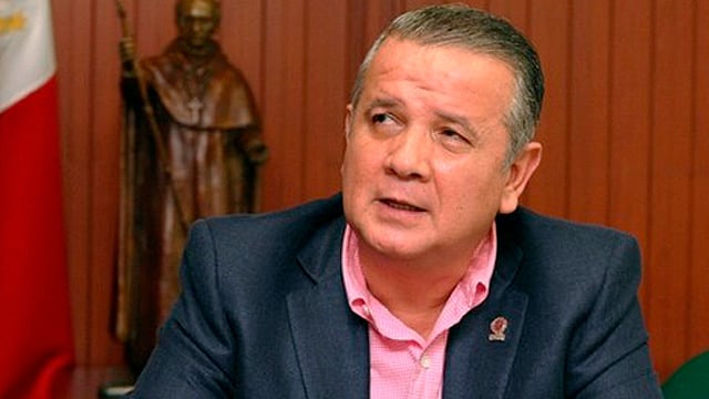 Inhabilitan a Humberto Suárez, debe regresar casi 20 mdp