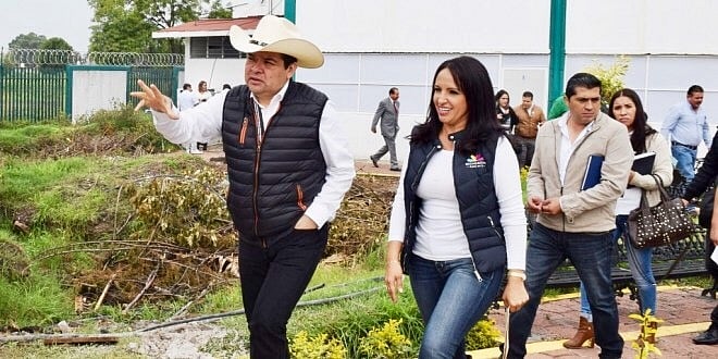 El CBTA 181 de Maravatío tendrá techumbre nueva: Tony Martínez