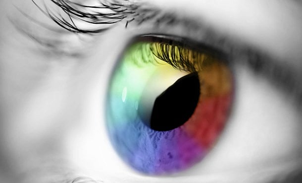 Descubren a mujer capaz de apreciar 99 millones de colores