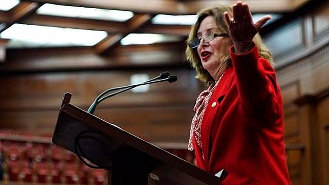 Resguardo de ductos de Pemex recuperó 2500 mdp: Sandra Luz Valencia