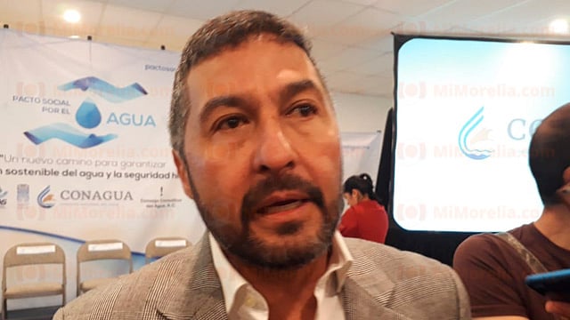 Víctor Báez no se descarta como contendiente a la gubernatura de Michoacán