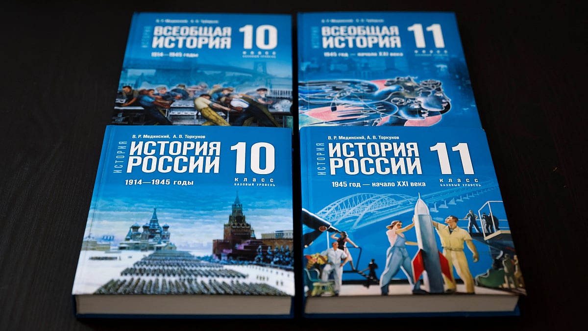Putin's aide reshapes Russia's history in new school textbooks