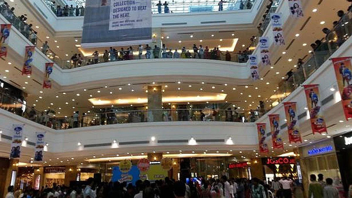 It’s safe to use air conditioning in malls and restaurants, say experts