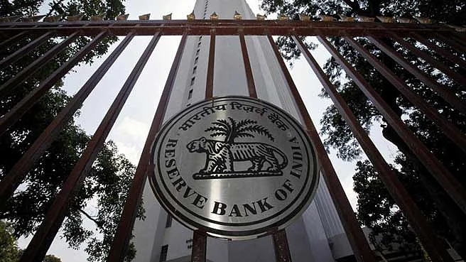 RBI wrote off over Rs 68 thousand crore loans, Choksi among 50 top ...