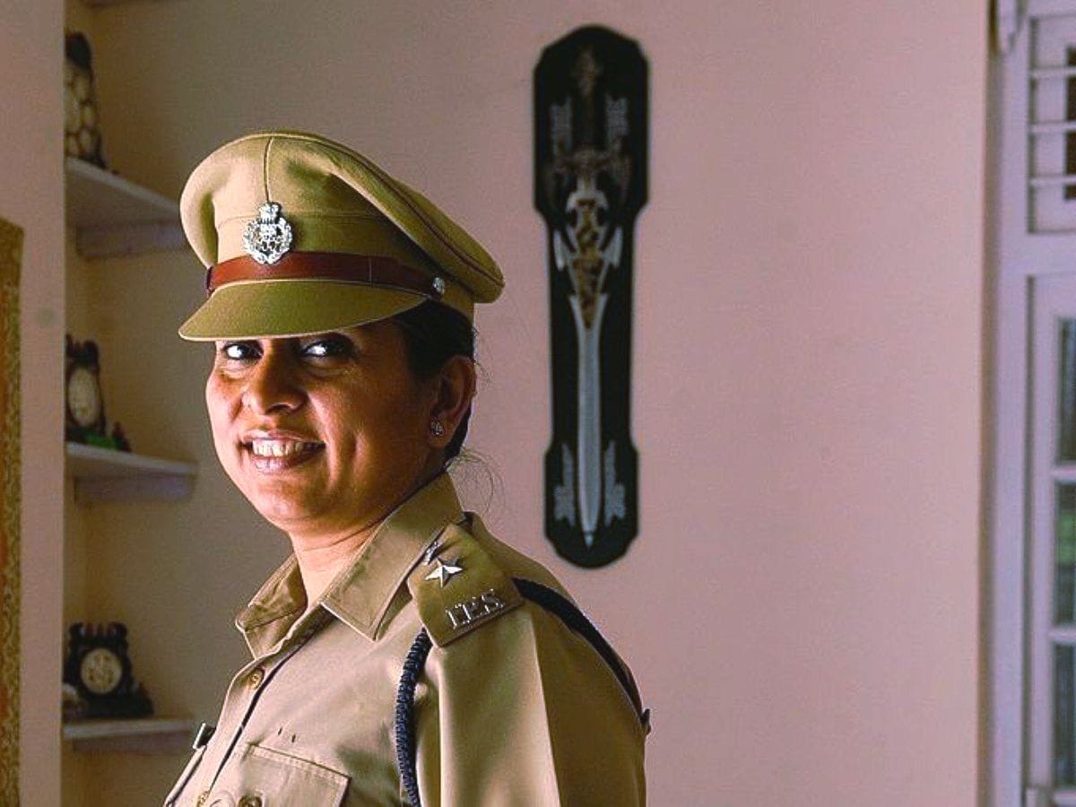 Woman IPS officer puts duty before self, ensures high morale of force