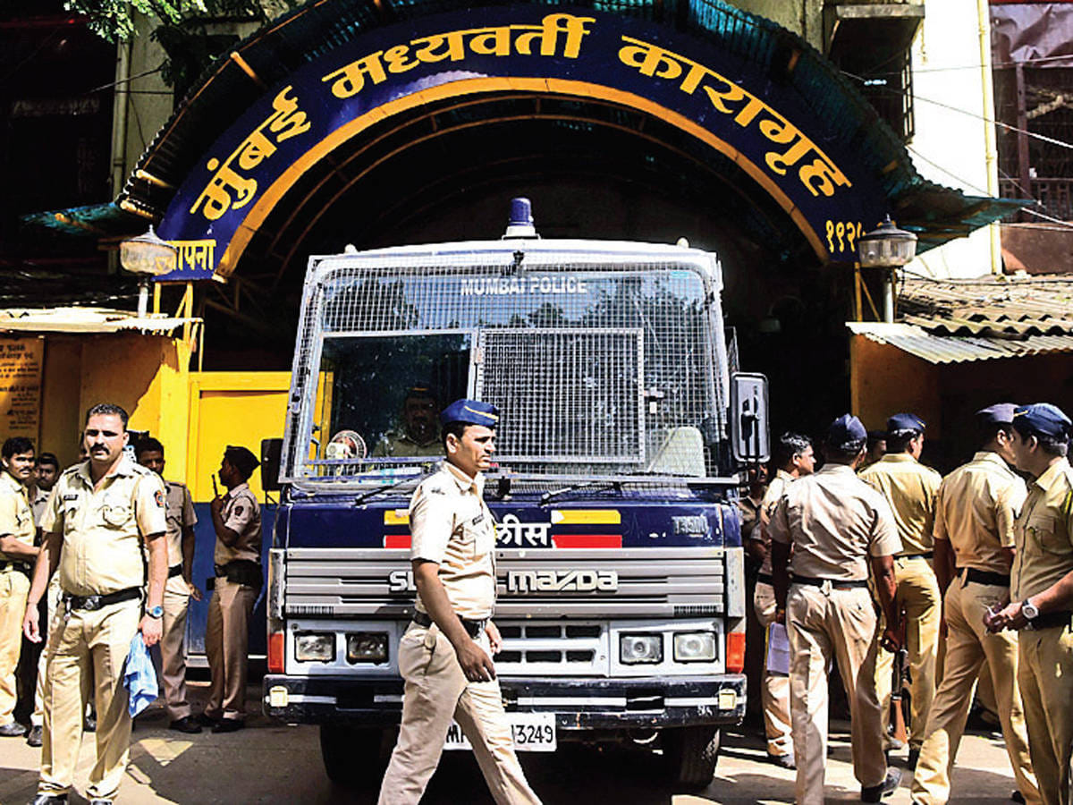 Over 100 test positive in Arthur Road jail; Bombay HC says even ...