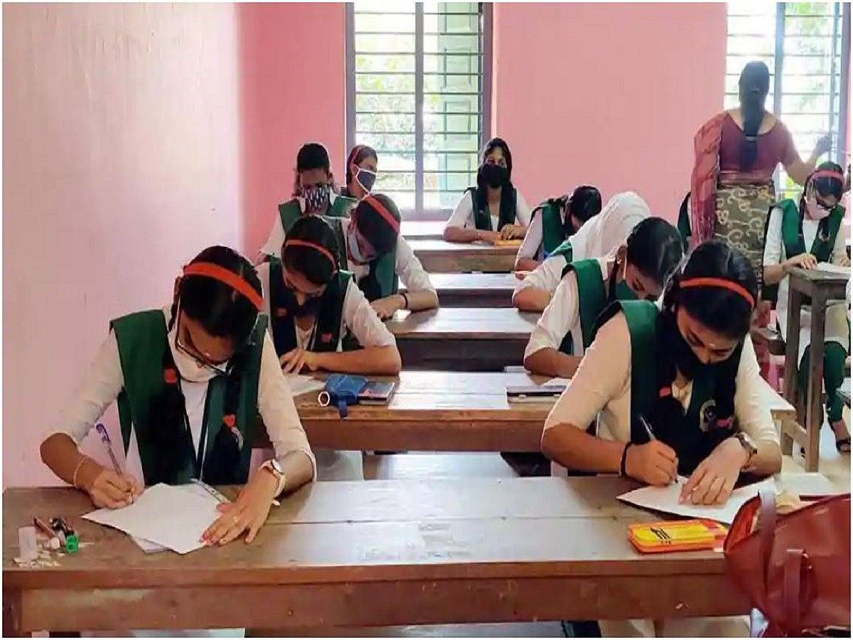 LIVE News Updates: Schools in Puducherry re-opened for full-day classes