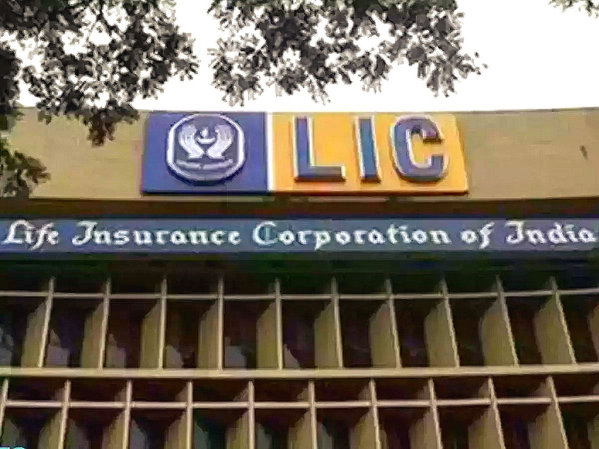 LIC files DRHP; intends to list 5% equity via IPO
