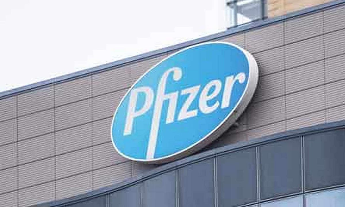 Pfizer COVID-19 vaccine faces last hurdle before US decision