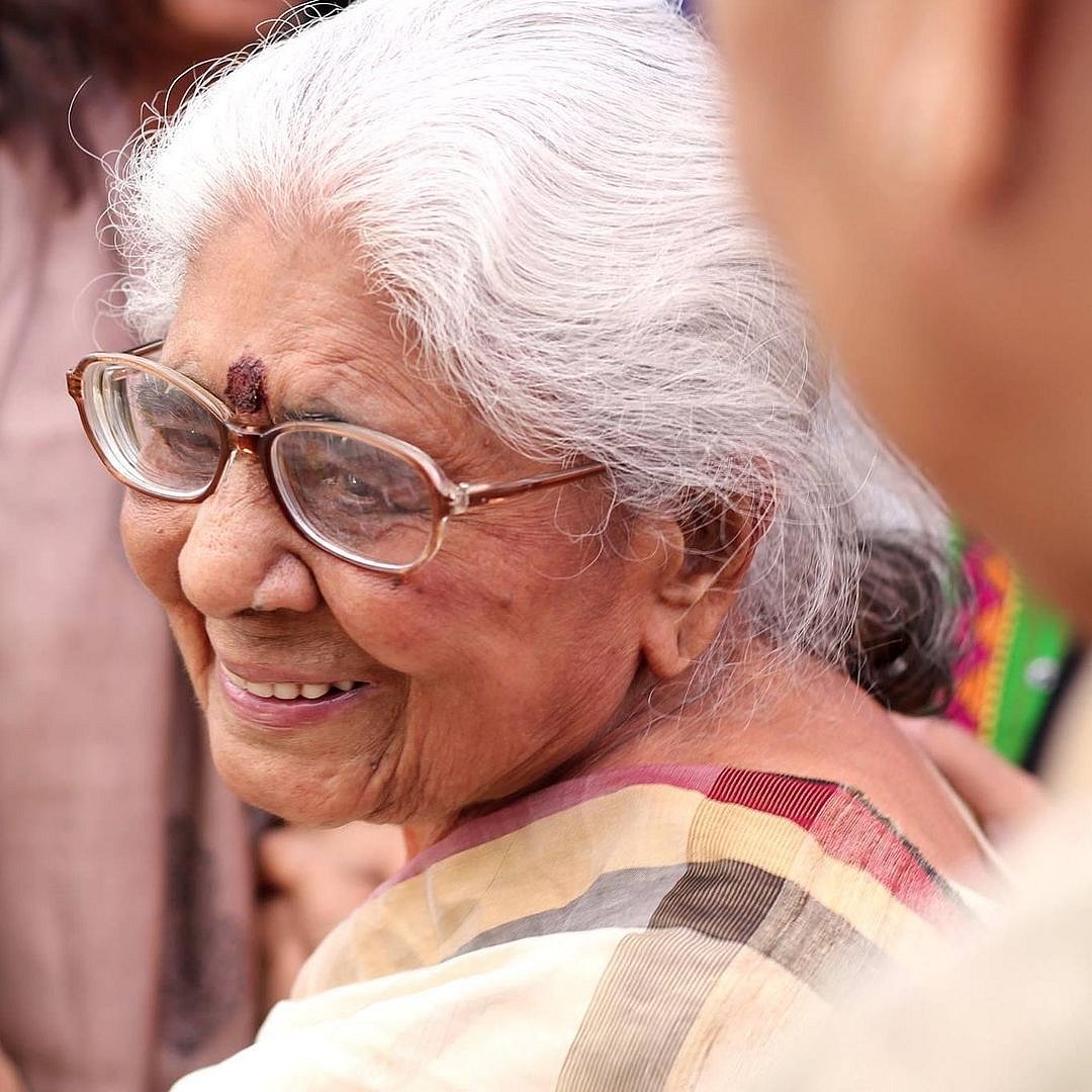 Mannu Bhandari often surprised her readers by reaching out for new heights