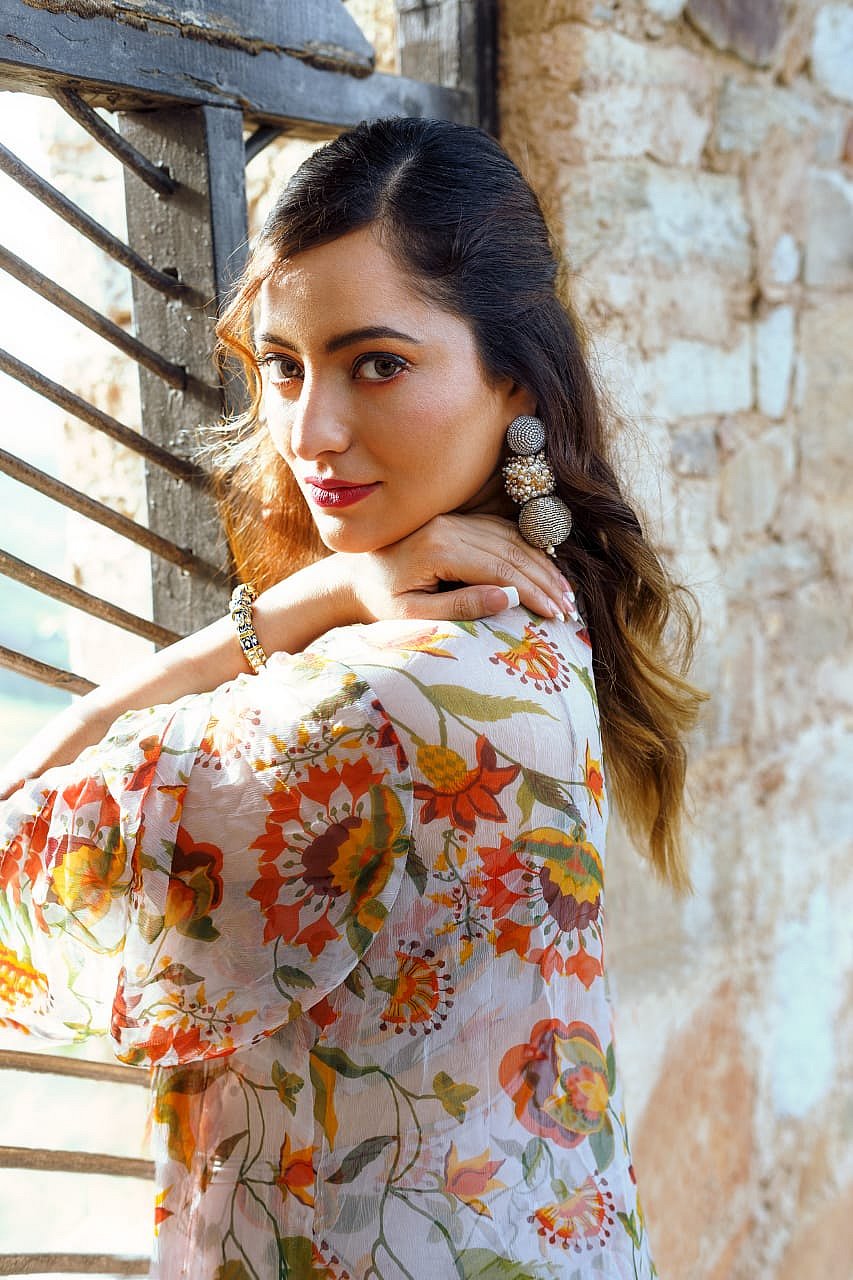 Actress Shivaanii Rai's short film 'Verses of War' winning Best Film ...