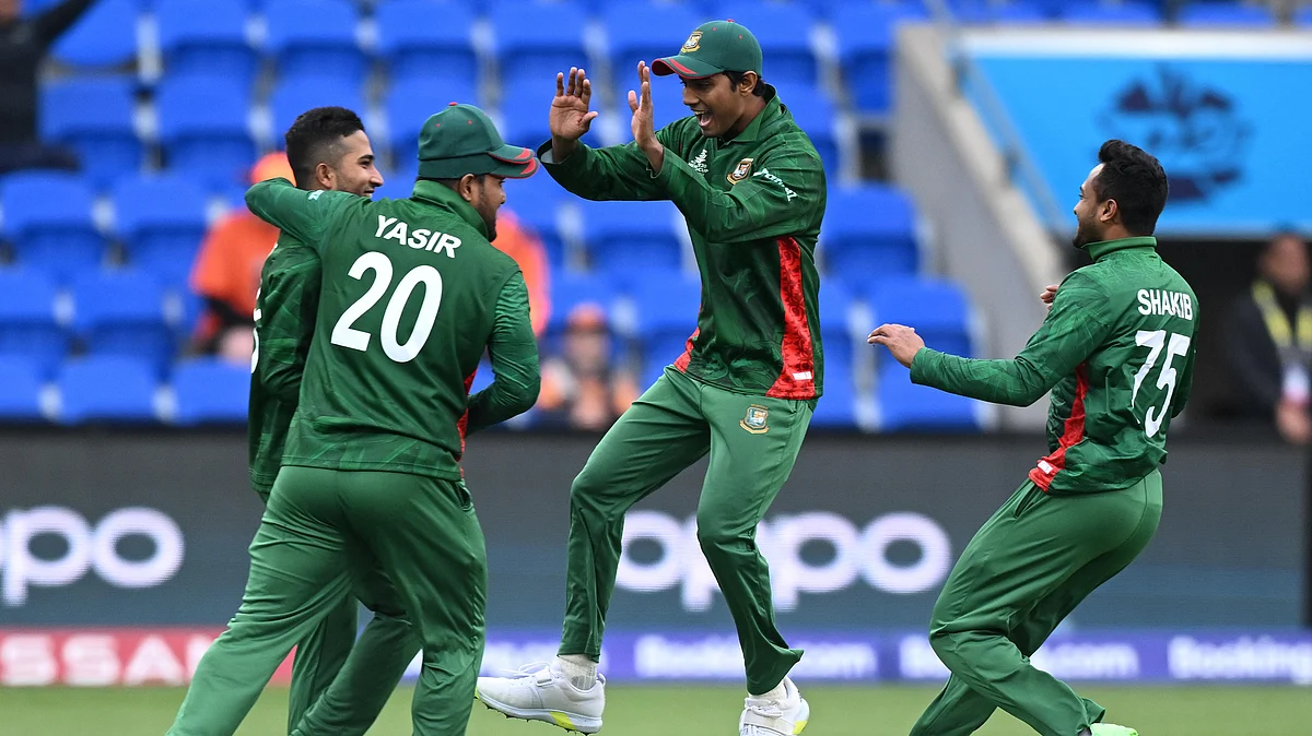 Taskin Ahmed helps Bangladesh secure first ever Super 12 win in T20 WC